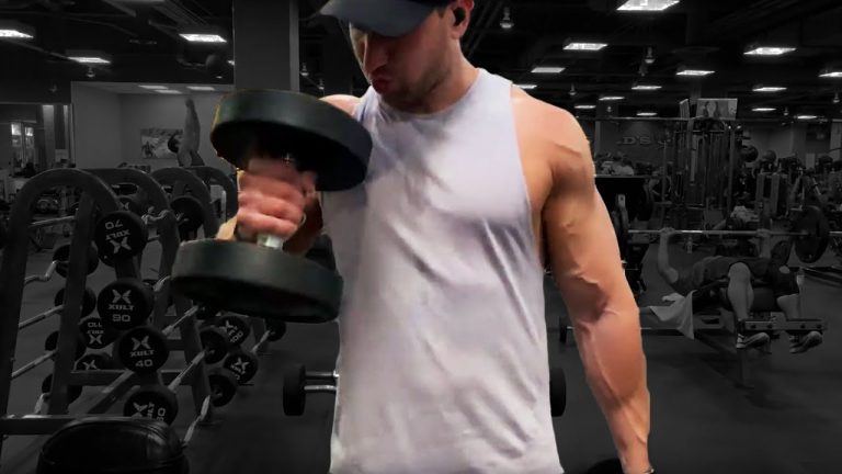 Cross Body Hammer Curl [Bicep Exercise] - SuperHuman Fitness