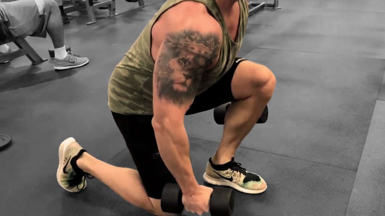 Split Leg Lunge Jumps for Stronger Quads- SuperHuman