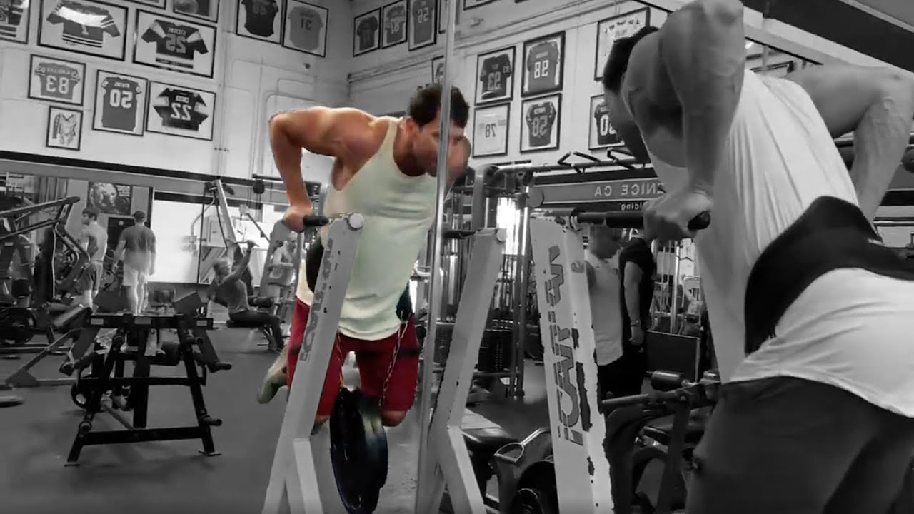 Weighted Dips Exercise for the Lower Chest - SuperHuman Fitness